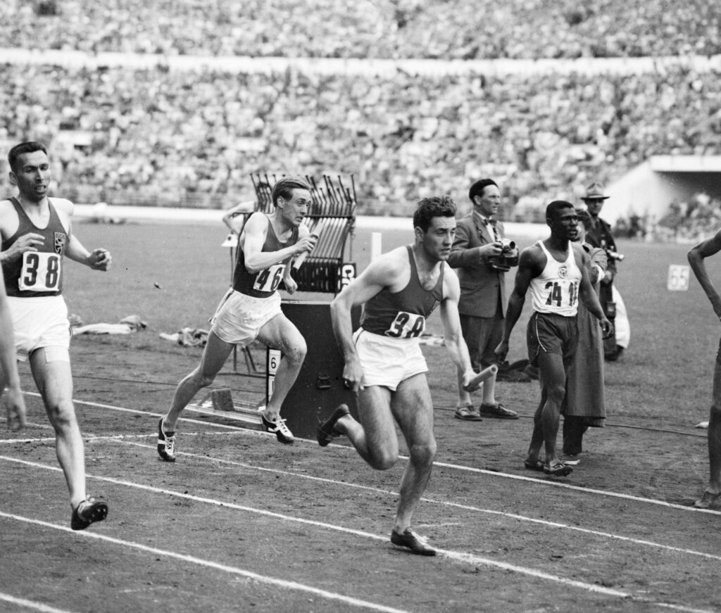 Rolf Back at the Summer Olympics in Helsinki 1952 - TAHTO Shop