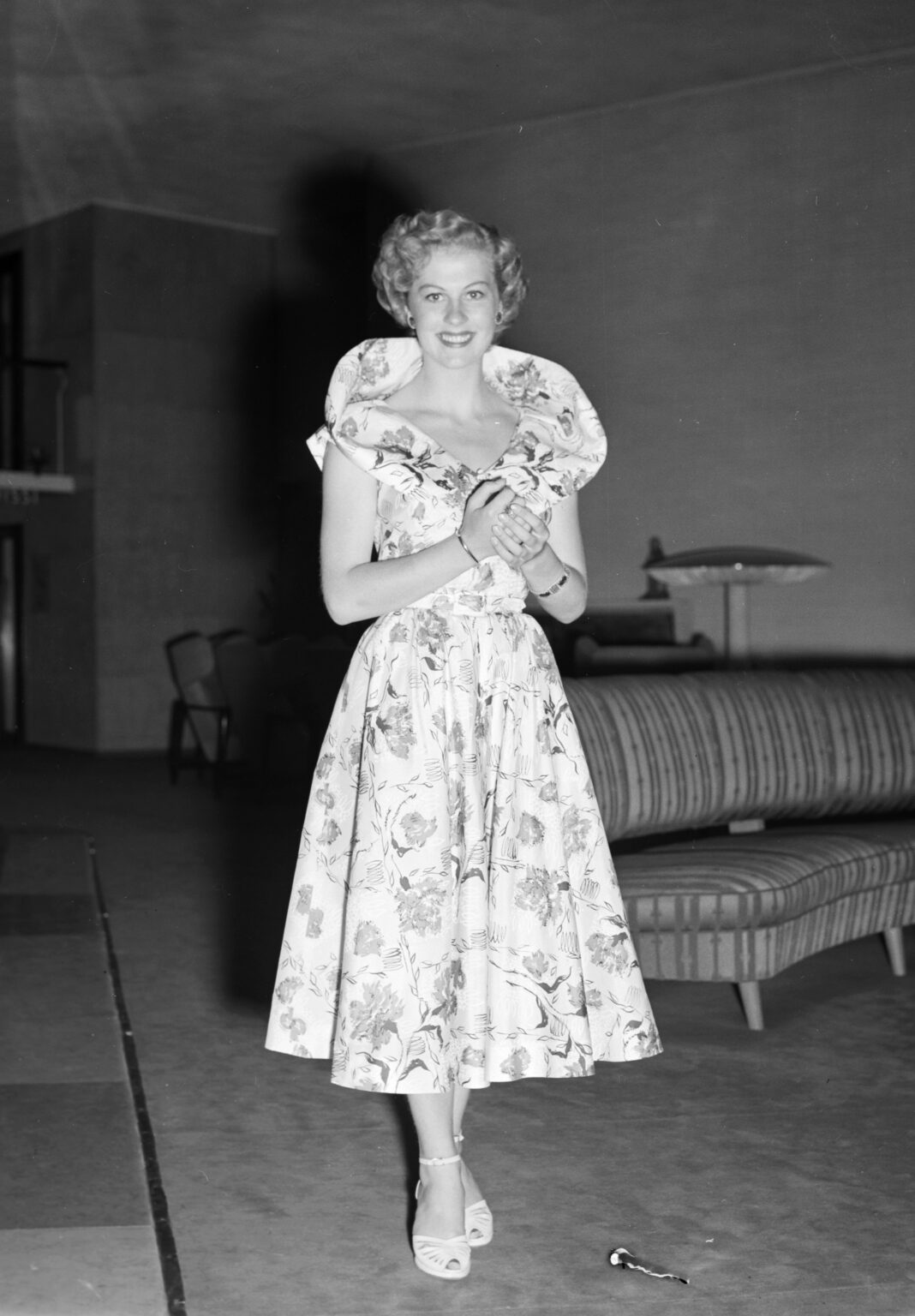 Miss Universe Armi Kuusela at the Summer Olympics in Helsinki 1952 ...